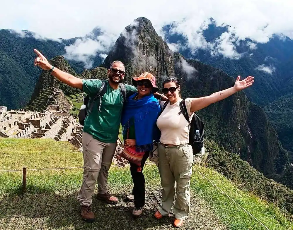 Machu Picchu: A Journey to Ancient Wonders with Paola (demo) - Turismo Perú